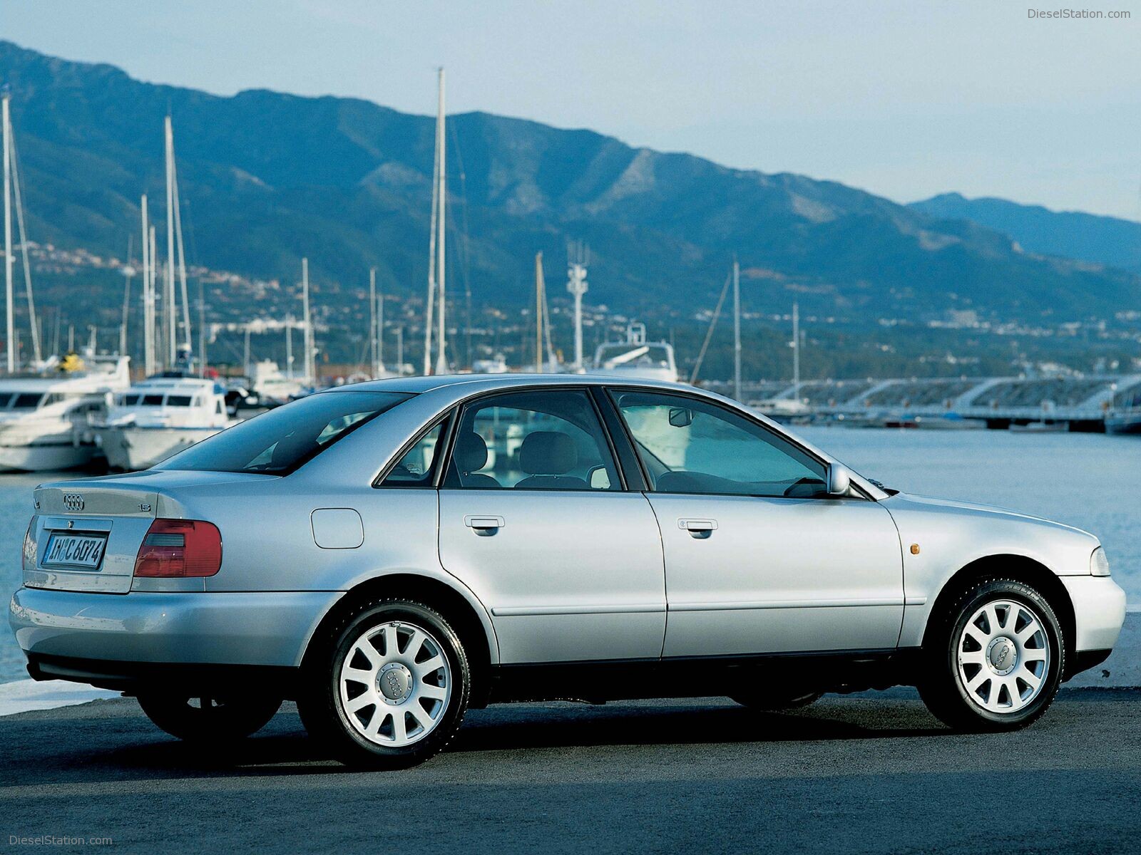 Audi A4 (1994) Exotic Car Wallpaper #003 of 26 : Diesel Station