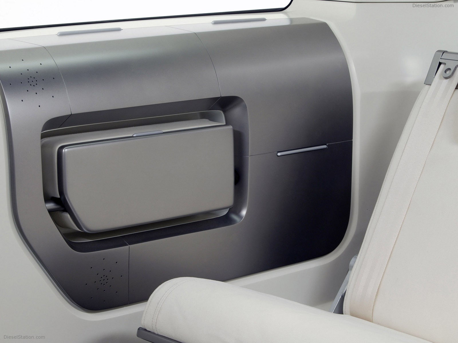 Ford Fairlane Concept Exotic Car Pictures #024 of 31 : Diesel Station