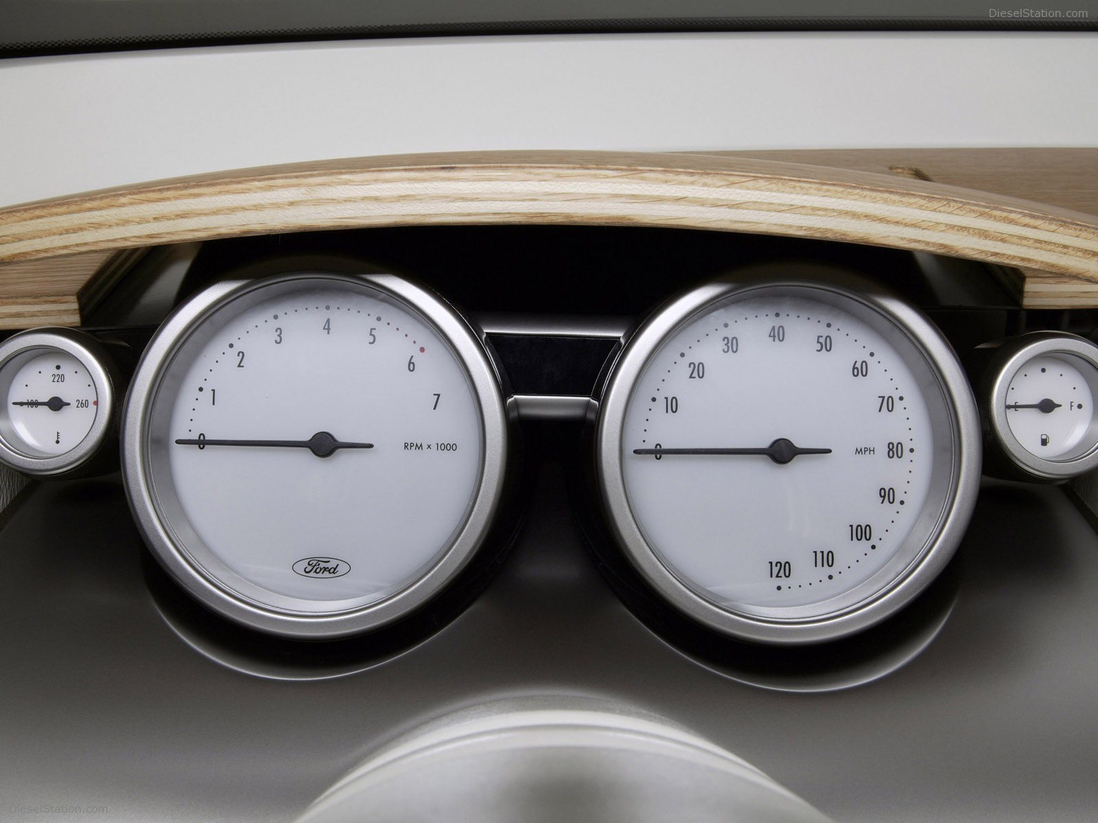 Ford Fairlane Concept Exotic Car Pictures #030 of 31 : Diesel Station