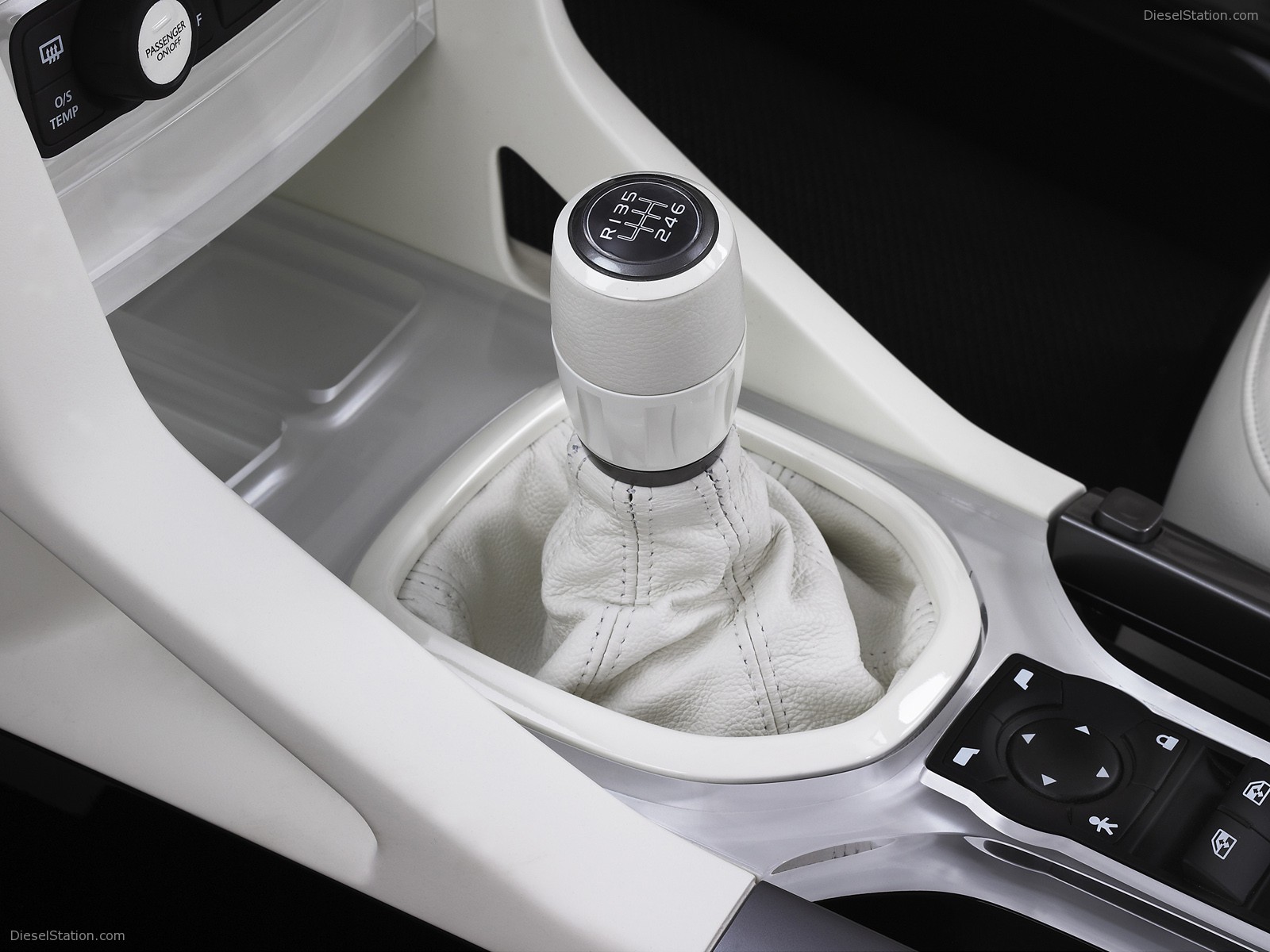 Holden TT36 Torana Concept Exotic Car Image #040 of 47 : Diesel Station