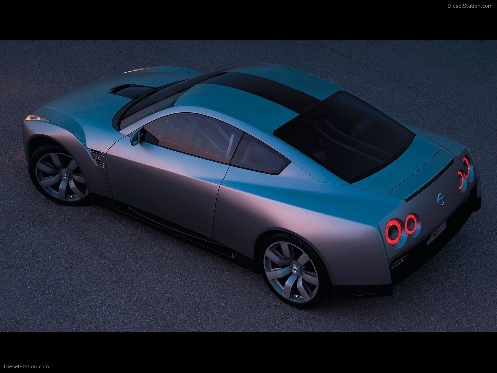 Nissan GTR Concept Exotic Car Picture #013 of 13 : Diesel Station