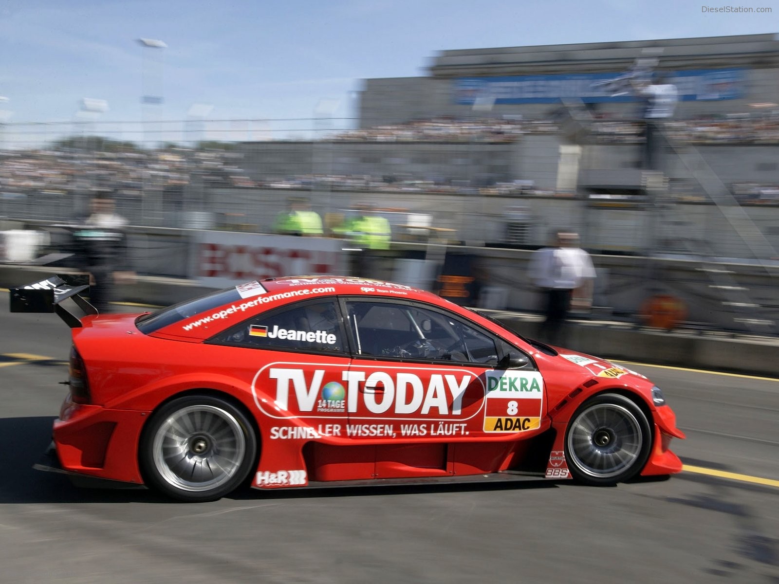 Opel Astra DTM Exotic Car Photo #041 of 63 : Diesel Station