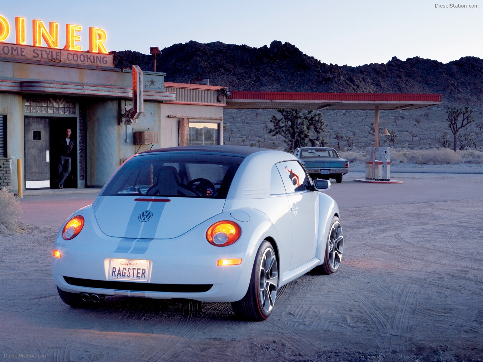 Volkswagen New Beetle Ragster Concept Exotic Car Image #004 of 19 ...